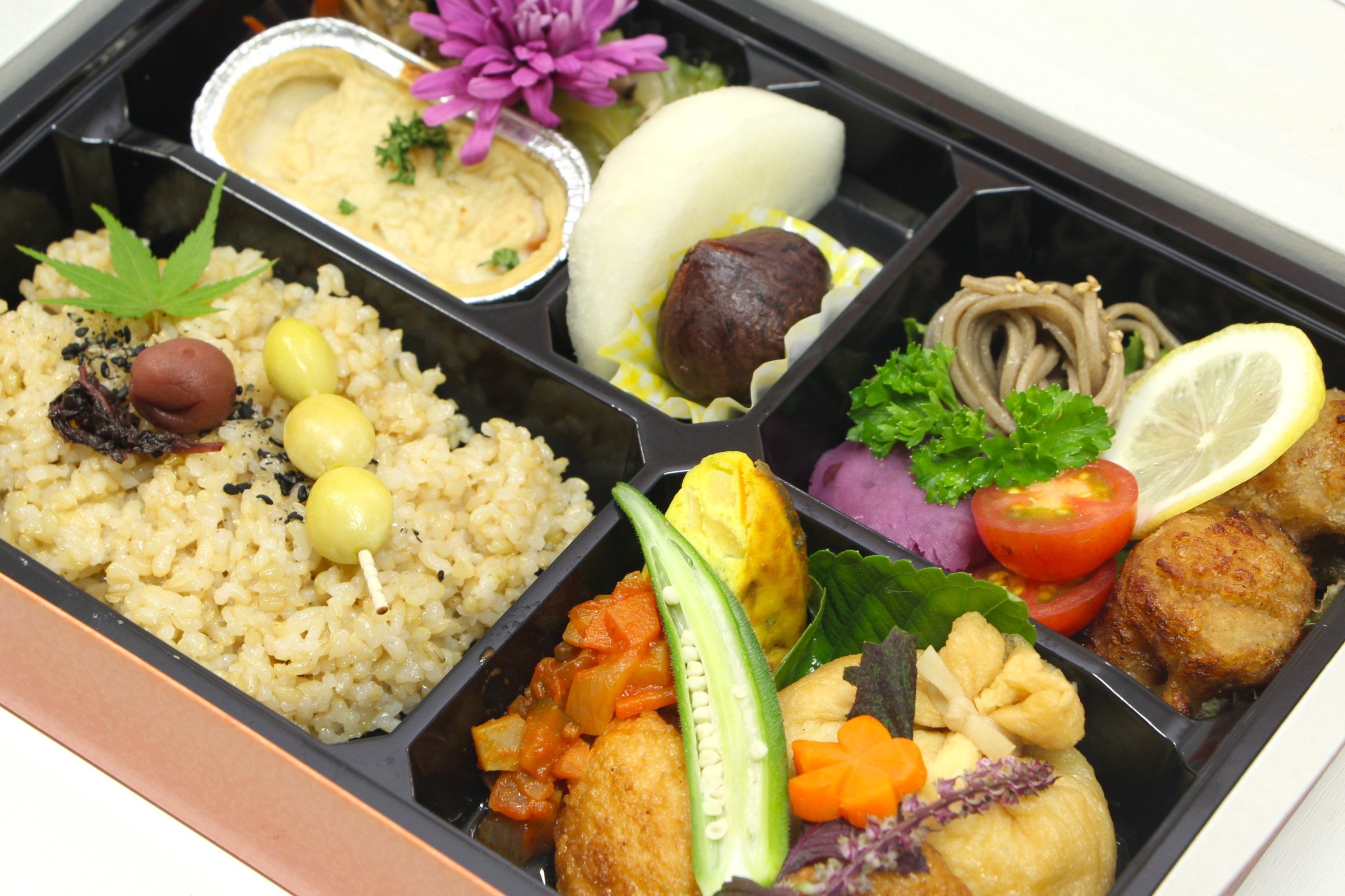 秋の行楽に！米子市『日々の糧』で旬の味覚たっぷりの体にやさしいヴィーガン弁当を｜日刊Lazuda(ラズダ) - 島根・鳥取を知る、見る、食べる、遊ぶ、暮らすWebマガジン